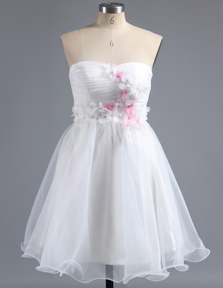 White Sweetheart Homecoming Dress With 3-D Appliques, Floral Short ...