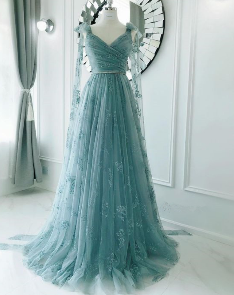 Tulle Long Appliques Prom Dress on Luulla